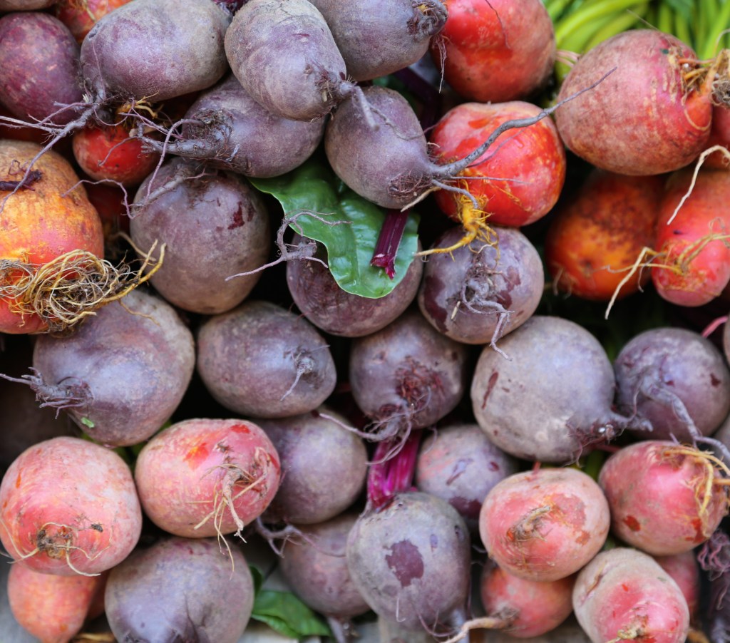 Beet Linguine with Orange-Tarragon Vinaigrette – PETIT WORLD CITIZEN