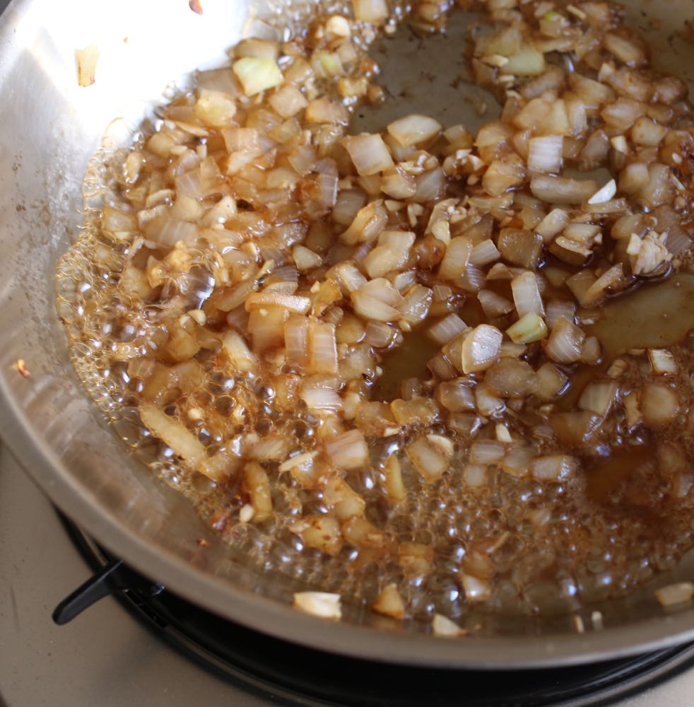 Tech Tuesday: How to Dry-Sauté – PETIT WORLD CITIZEN