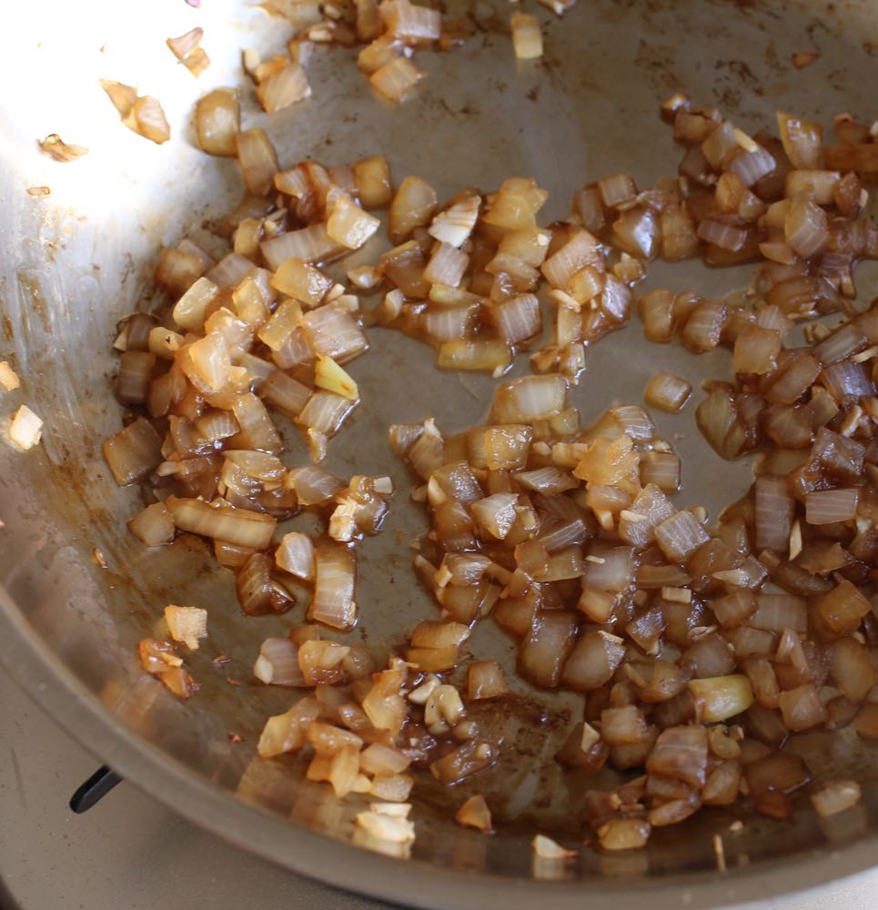 Tech Tuesday: How to Dry-Sauté – PETIT WORLD CITIZEN